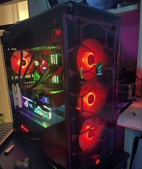 Corsair Crystal Series 570X RGB Red X4 Fan