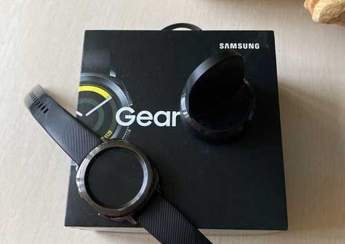 SAMSUNG Gear Sport