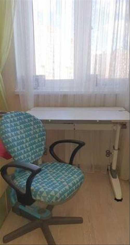 Стол письменный со стулом
