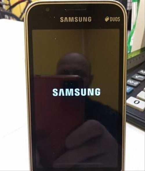 Мобильный телефон Samsung Galaxi J 1 mini prime