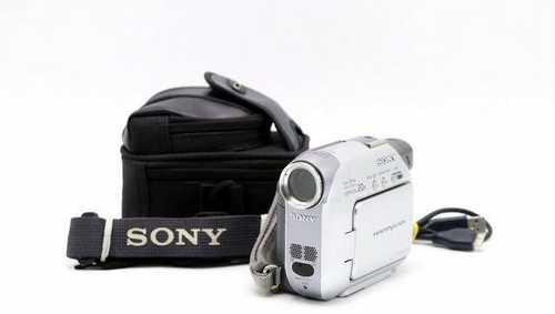 Видеокамера Sony DCR-HC22E