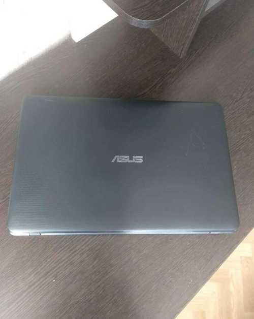 Asus X751M ноутбук