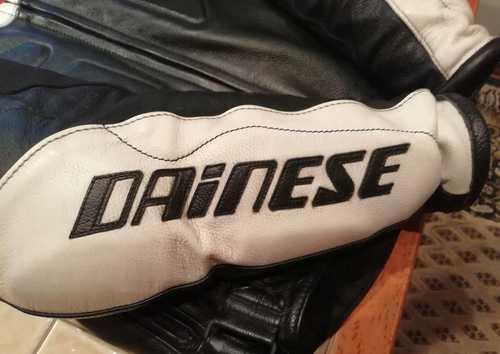 Кожаная мотокуртка dainese