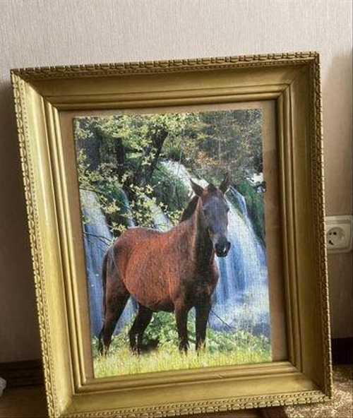 Картина коня выложенная мазайкой