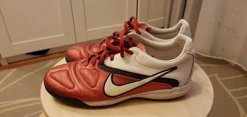 Футбольные бутсы nike ctr 360