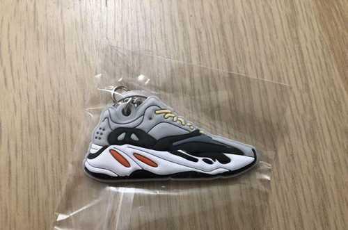 Брелок кроссовки yeezy boost 700 waverunner