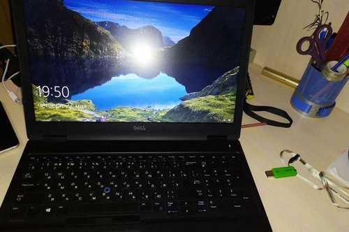 Dell precision 3520