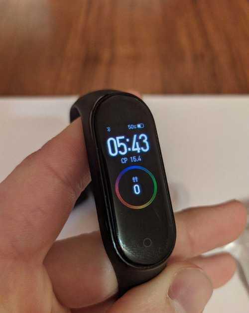 Умные часы Mi Band 4