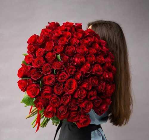 Букет из 101 красной розы (Эквадор) 70 см Freedom