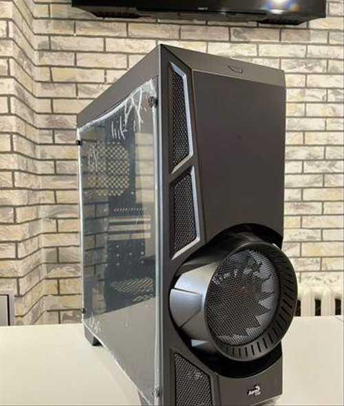 Корпус для пк AeroCool Aero Engine RGB (Как новый)