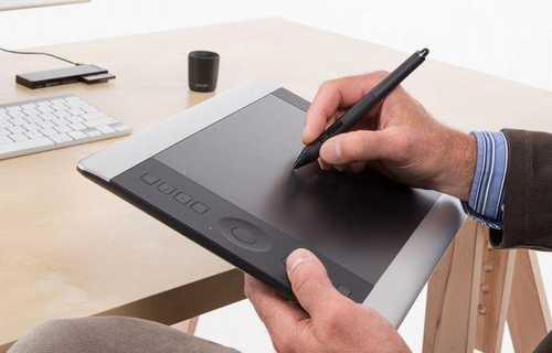 Профессиональный беспроводной планшет Wacom Intuos