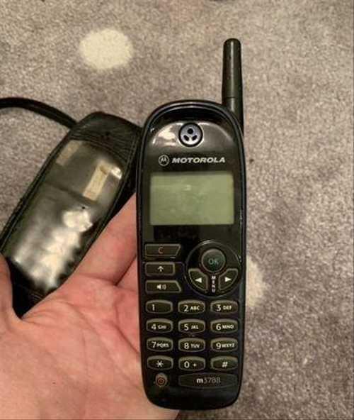 Телефон Motorola m3788