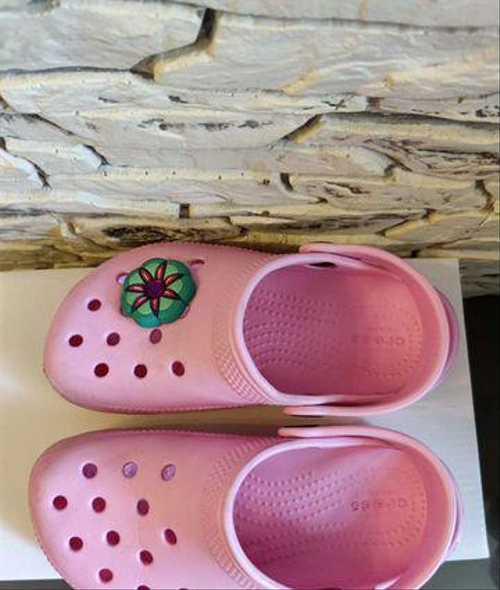 Сандали crocs