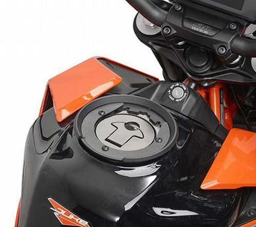 Крепление сумки на бак Givi BF33 для KTM Duke