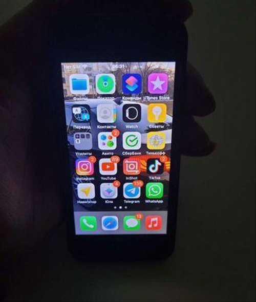 Телефон iPhone 5sе