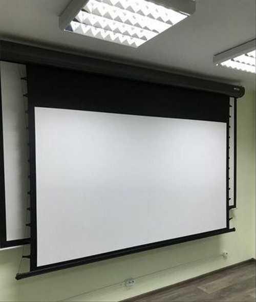 Экран с эл.приводом Lumien Cinema 168x257 см