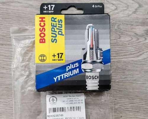 Новый комплект свечей Bosch 0242235746