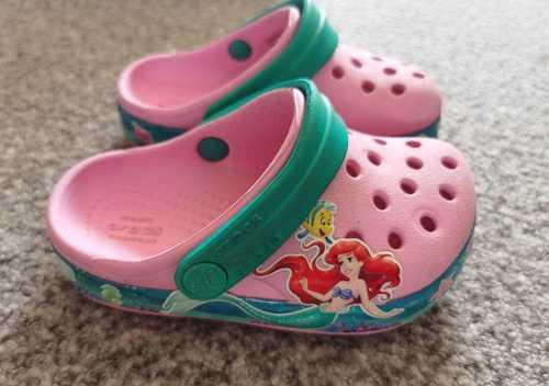 Crocs