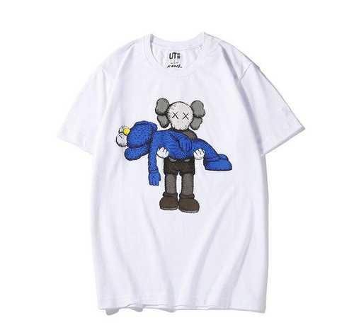 Футболка kaws uniqlo