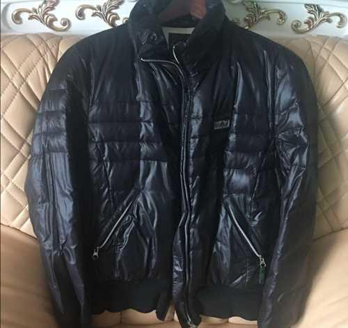 Продам куртку Armani