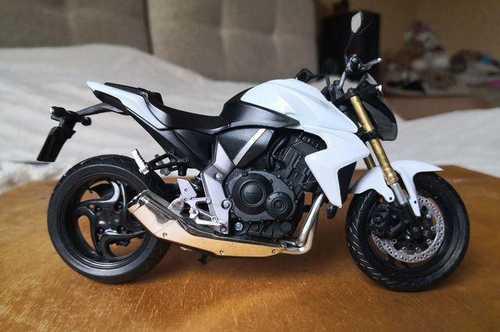 Модель мотоцикла. Honda.1/12
