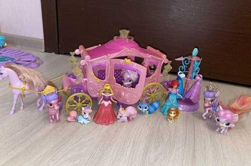 Disney карета с лошадью, 2 куклы с питомцами+ пода