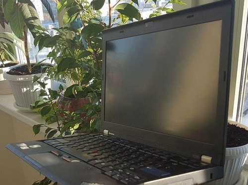 Удобный производительный Lenovo ThinkPad X220+докс