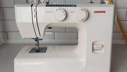 Швейная машина бу Janome