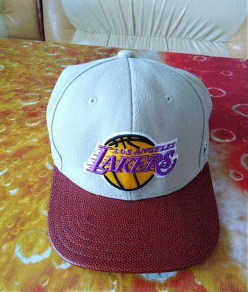 Кепка Adidas NBA Lakers