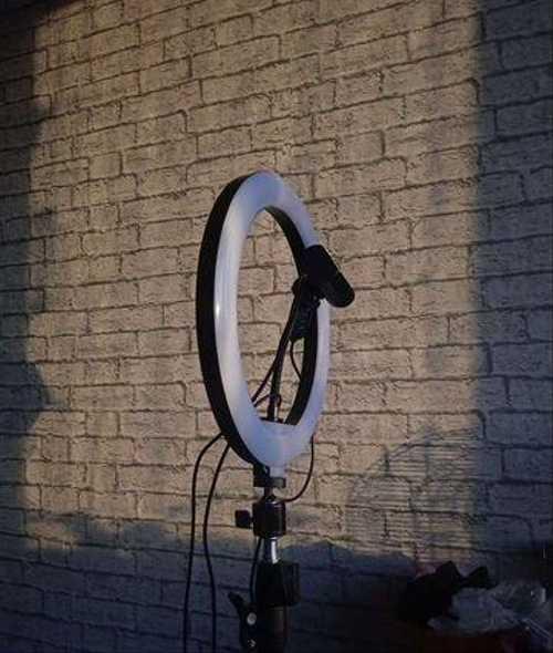 Кольцевая лампа со штативом | Festima.Ru - Мониторинг объявлений
