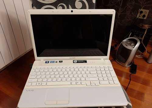 Ноутбук Sony Vaio vpcEH2J1R/W