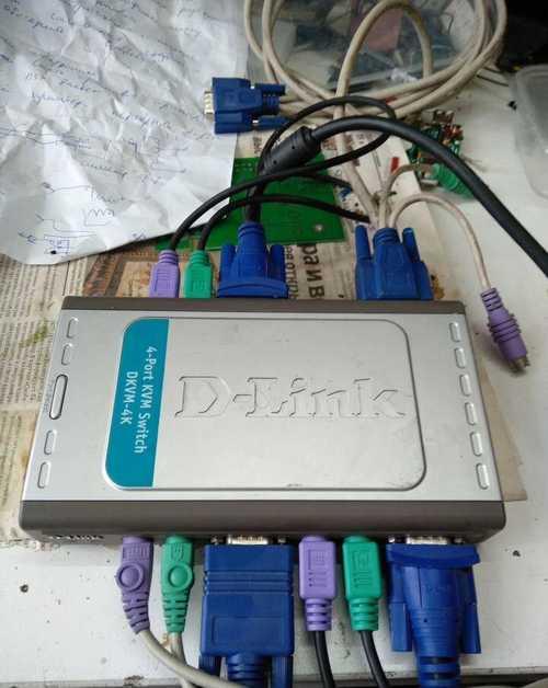 Коммутатор KVM D-Link dkvm-4K