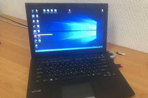 Ноутбук Sony vaio i5