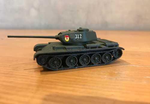 Модель танка Т-44