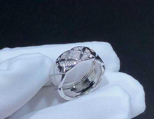 Золотое кольцо Chanel 0.29ct Шанель