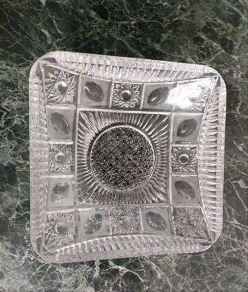 Хрустальное блюдо