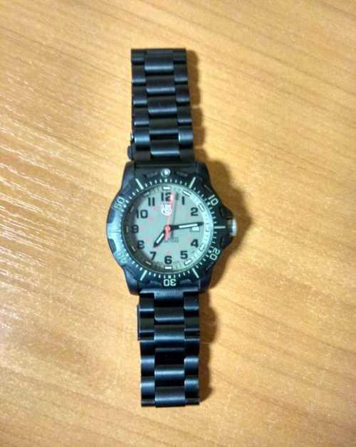 Luminox