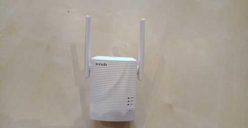 Усилитель WiFi сигнала Tenda A18 (AC1200)
