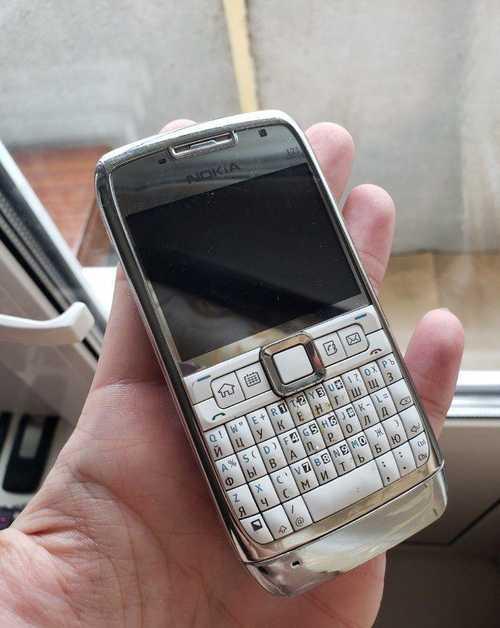 Qwerty Nokia e71 white отлично работает