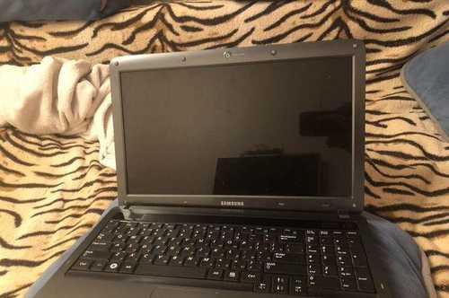 Ноутбук samsung np-r 525l
