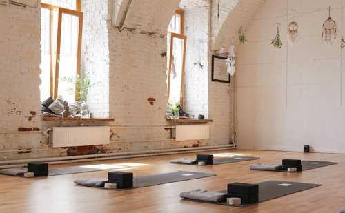 Абонемент в йога студию Yoga Space