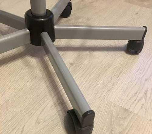 Основание на колёсиках от стула Снилле IKEA