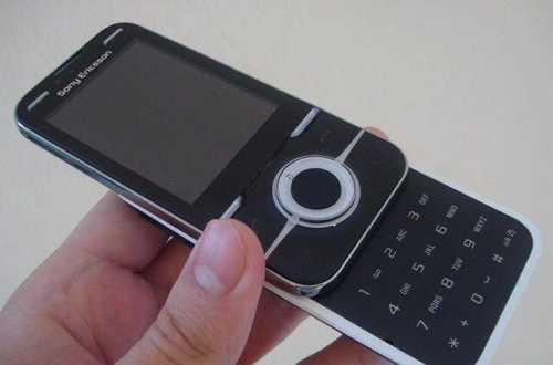 Телефон слайдер Sony Ericsson Yari (U100i) новый