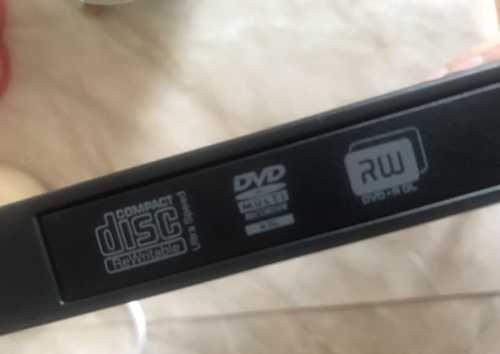 Внешний пишуший DVD-RW USB привод