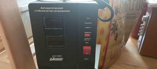 Стабилизатор напряжения powerman AVS 1500D Black | Festima.Ru .