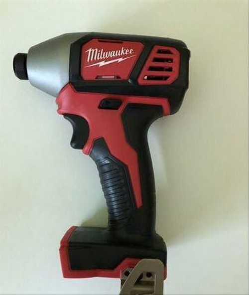 Винтоверт milwaukee M 18