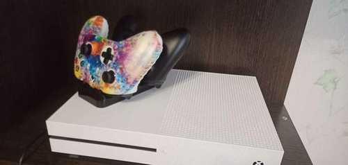 Игровая приставка xbox one s 1Тb