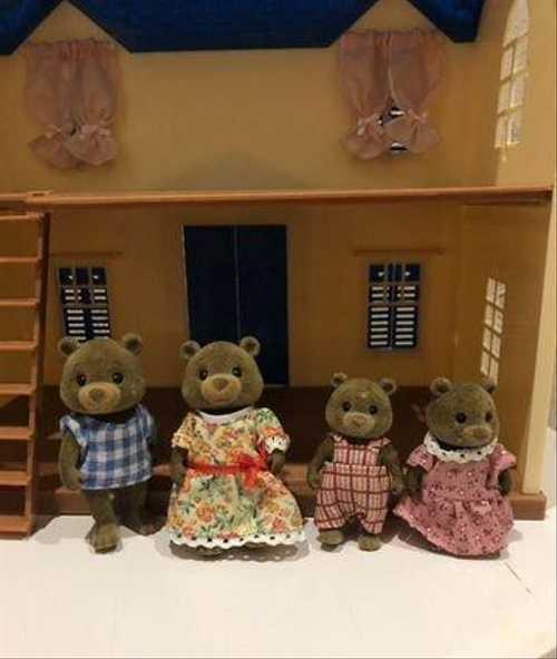 Sylvanian families дом с игрушками