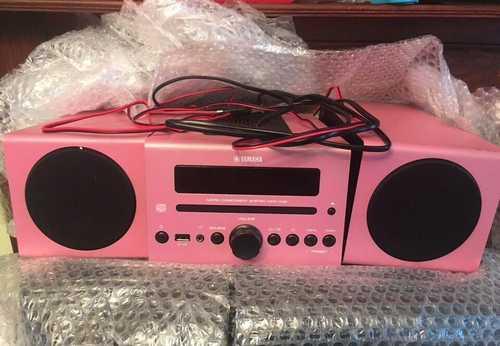 Yamaha MCR-042 Pink