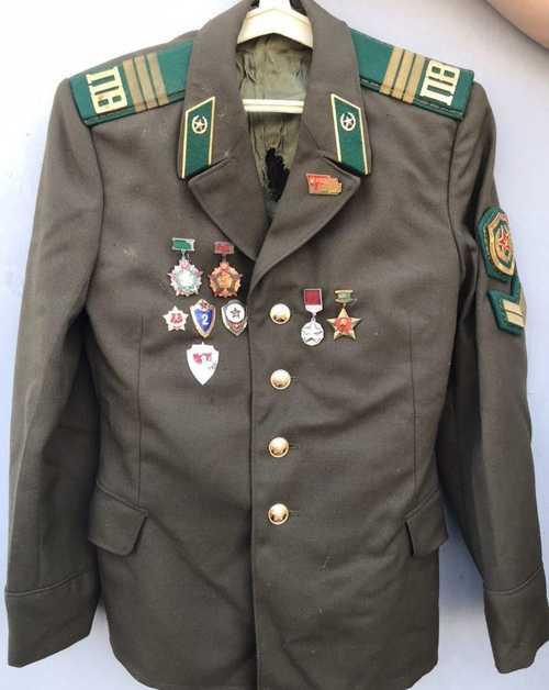 Китель пограничника с медалями